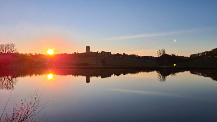 Maison à vendre - Bassoues - 5 pièces - 2 chambres