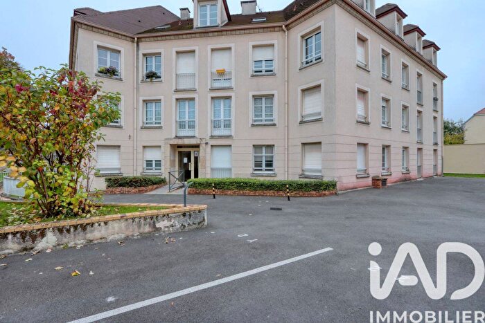 Appartement à louer - Leclerc-Verdun Nord Est, Brie-Comte-Robert - 1 pièce