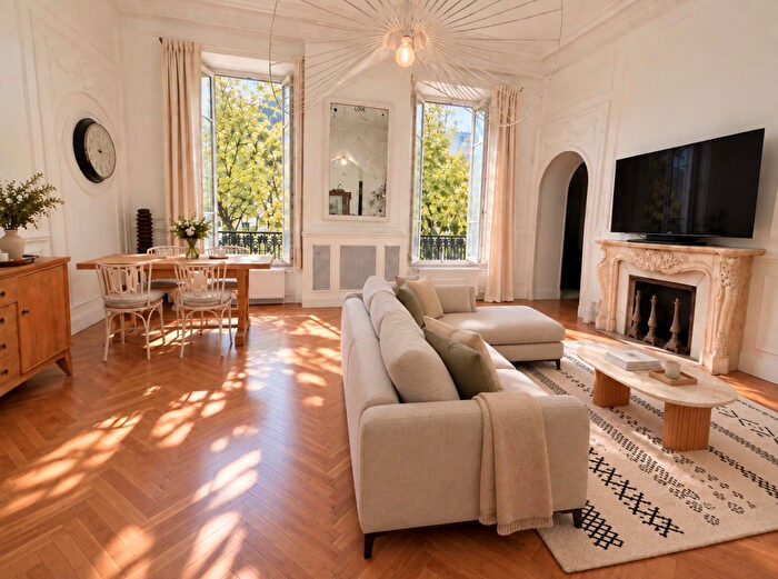 Appartement 5 pièces à louer à Nice, Carabacel