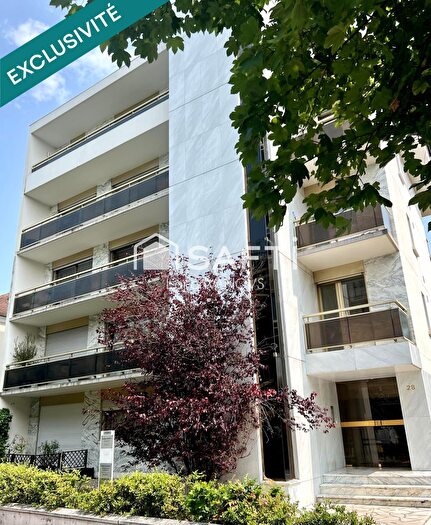 Appartement à vendre - Saint-Maur-des-Fossés, Parc de Saint-Maur - 1 pièce