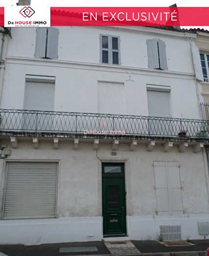 Angoulême, Saint-Gelais - Maison 10 pièces à vendre