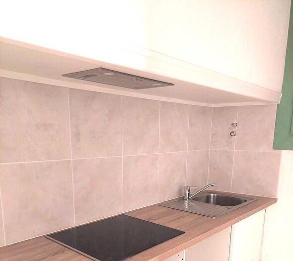 Maison à louer - Baixas - 4 pièces - 3 chambres