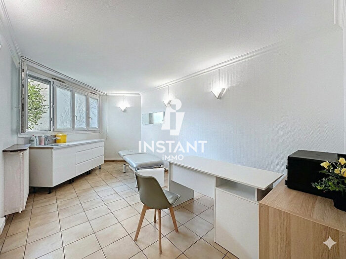 Appartement à vendre - Créteil, Champeval - 3 pièces - 2 chambres