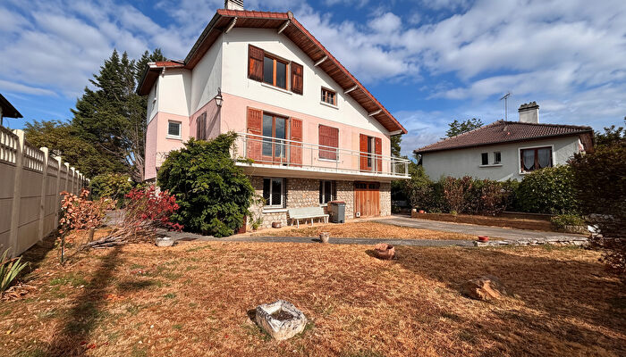 Maison 8 pièces à Corbeil-Essonnes, Pressoir, Prompt, à vendre