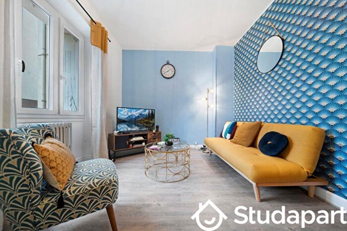 Appartement à louer - Carrieres Bacquin, Dijon - 3 pièces - 2 chambres