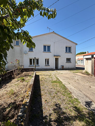 Aizenay : Maison 5 pièces à vendre