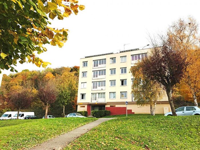 Forêt du Rouvray, Grand-Couronne : Appartement 3 pièces à louer
