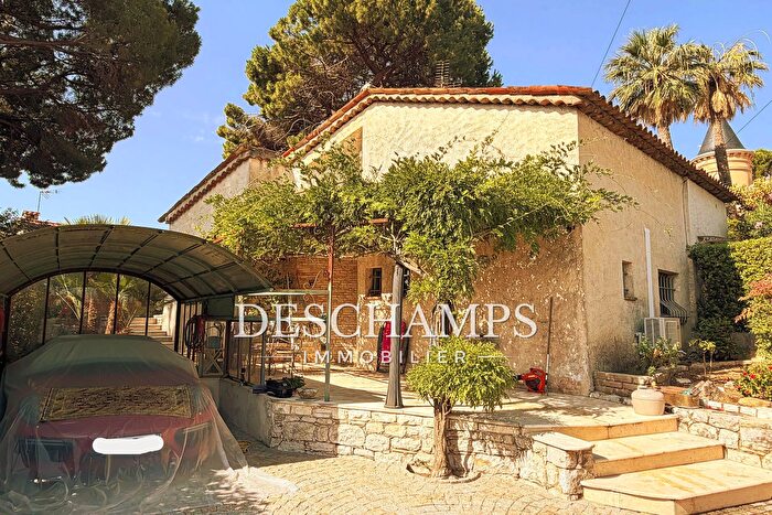 Maison 2 pièces à Antibes, Antibes-les-Pins, Trianon, Le Fournel, Peyregoue, à vendre