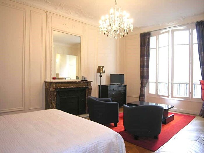 Appartement à louer - Ternes-Maillot, Paris ème arrondissement - 1 pièce