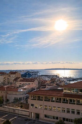 Appartement à vendre - Cannes, Centre-ville - 2 pièces - 1 chambre