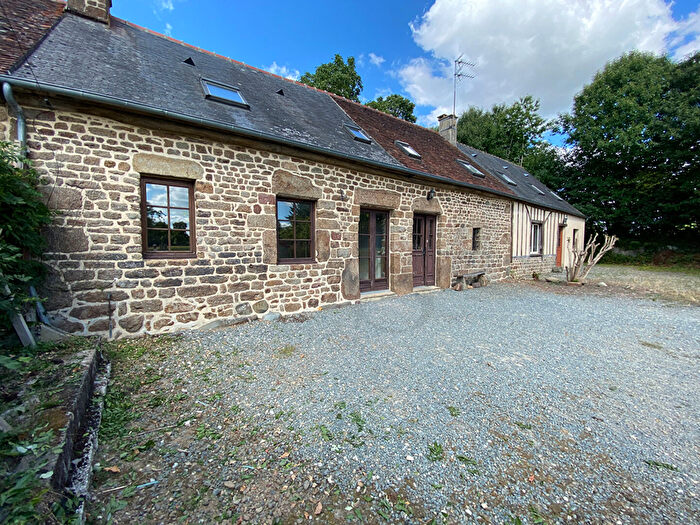 Maison à vendre - Passais - 8 pièces - 6 chambres