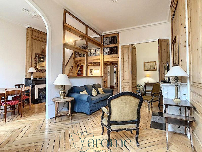 Appartement à louer - Lyon e , Guillotière - 4 pièces - 3 chambres