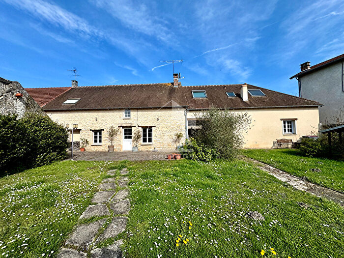 Maison à vendre - Ballancourt-sur-Essonne - 6 pièces - 3 chambres