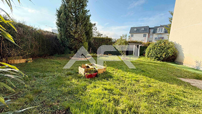 Appartement à vendre - Chatou, Nord - 4 pièces - 2 chambres