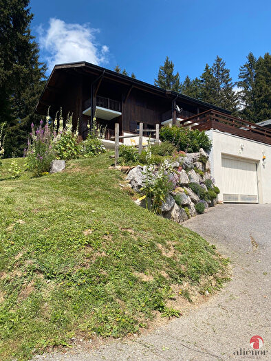 Appartement 3 pièces à Taninges, à vendre