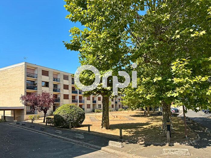 Appartement 4 pièces à Mantes-la-Jolie, Centre-ville, à vendre