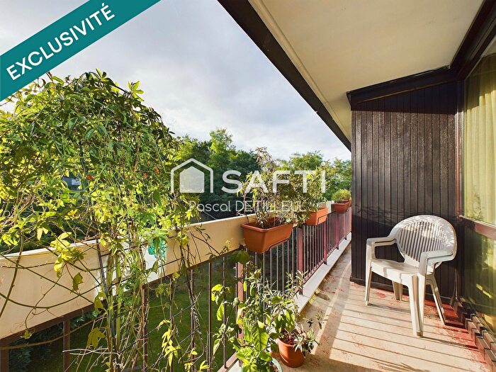 Appartement à vendre - Garches, Centre-ville, Mairie - 5 pièces - 3 chambres