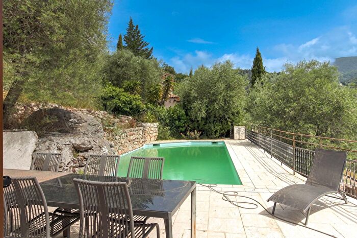 Maison à vendre - Levens - 6 pièces - 3 chambres