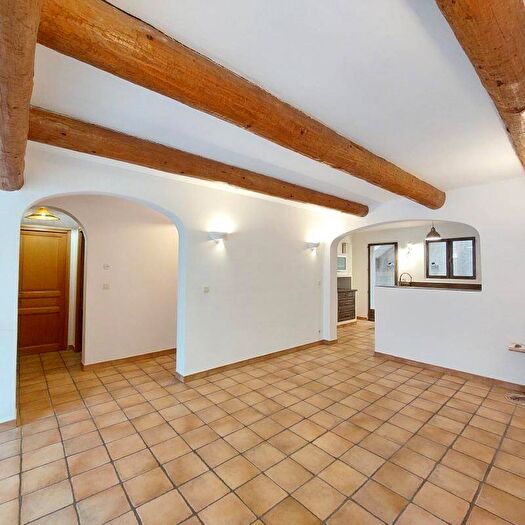 Maison 5 pièces à Villeneuve, à louer