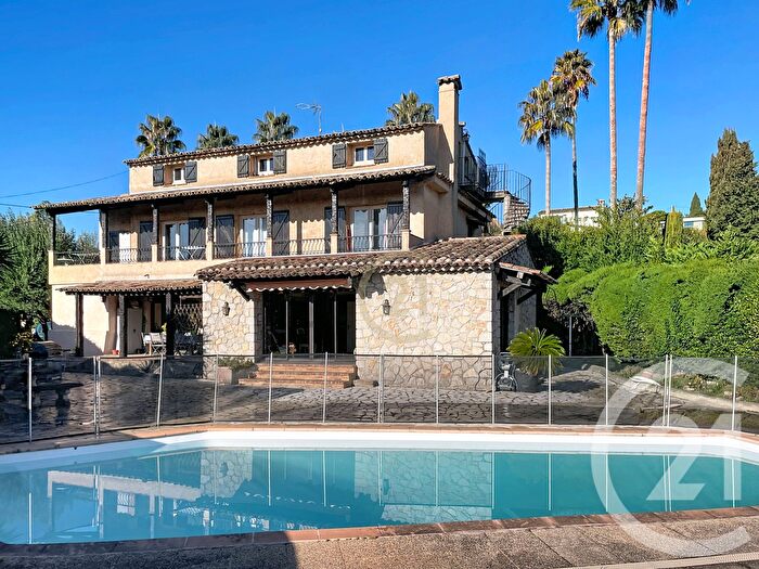 Maison à vendre - Mougins, Le Colombier, Colombe, Cabrières, Le Bordé - 6 pièces - 5 chambres