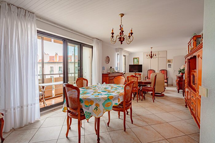 Appartement à vendre - Biarritz - 4 pièces - 3 chambres