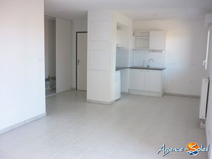 Appartement à louer - Du Guesclin, Béziers - 3 pièces - 2 chambres