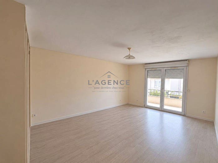Les Callais, Eaubonne - Appartement 1 pièce à louer