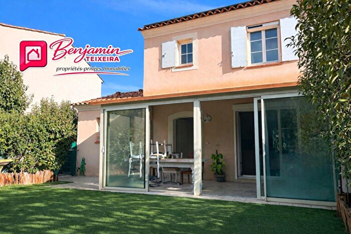 Maison à vendre - Roquebrune-sur-Argens, La Bouverie - 5 pièces - 4 chambres