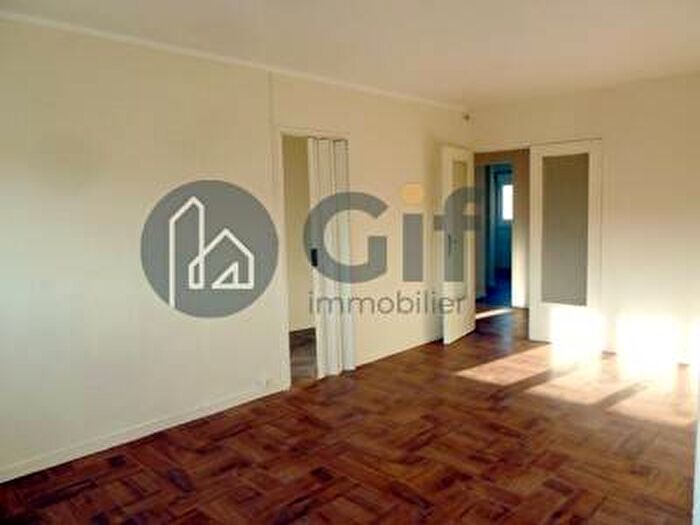 Appartement à louer - Centre Ville, Vitry-sur-Seine - 4 pièces - 3 chambres