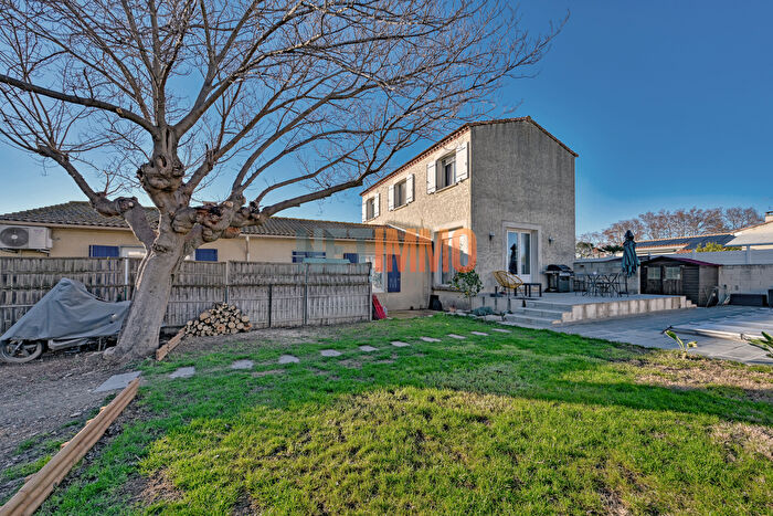 Maison à vendre - Vauvert - 8 pièces - 5 chambres