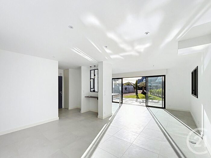 Maison à vendre - Saint-Gildas-de-Rhuys - 6 pièces - 4 chambres