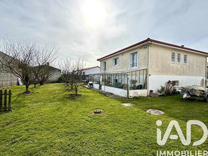 Maison à vendre - Saint-Xandre - 5 pièces - 2 chambres