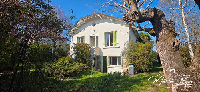 Maison 7 pièces à vendre à Issoire, Centre-ville, Barrière