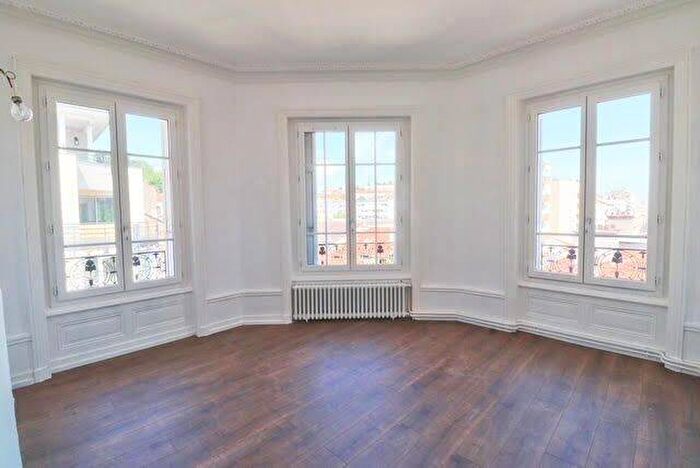 Appartement à louer - Saint-Étienne - 3 pièces - 2 chambres