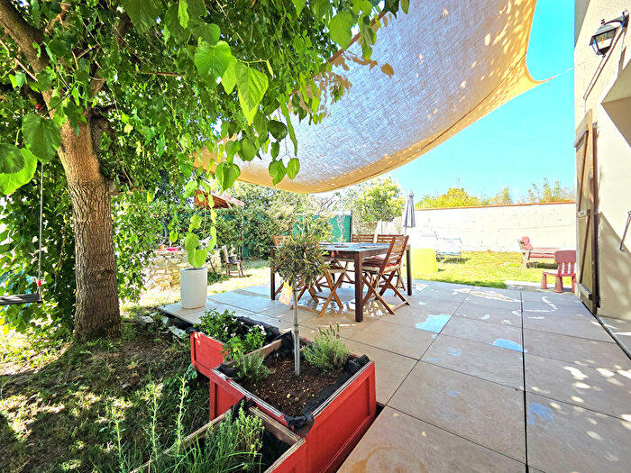 Maison 6 pièces à Roquettes, à vendre