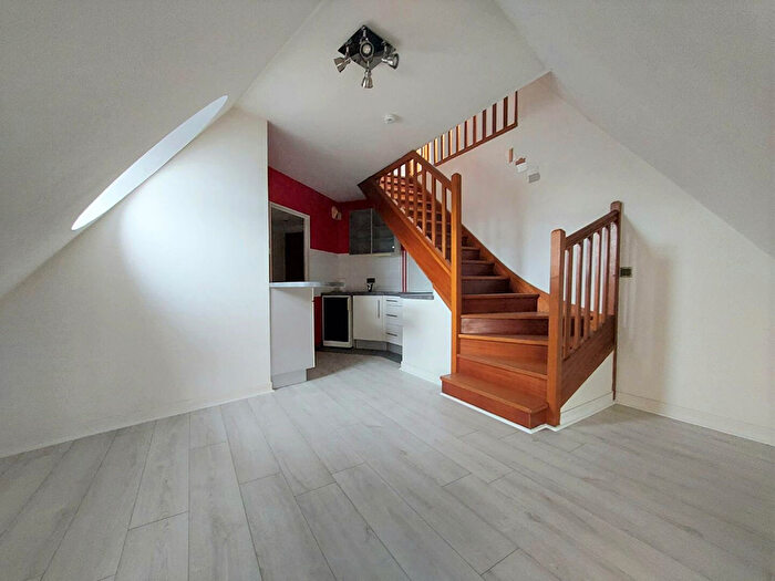 Appartement à vendre - Évreux, Centre-ville - 2 pièces - 1 chambre