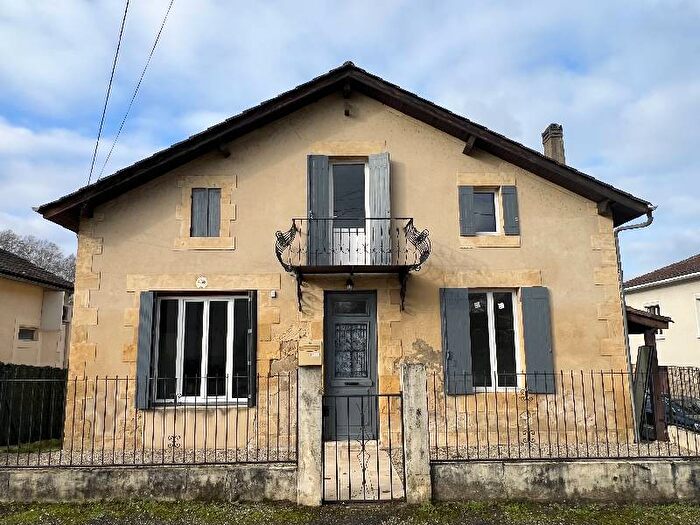 Maisons à vendre et appartements à louer - 1