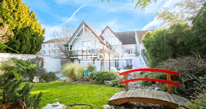 Maison à vendre - Montmagny, Lévriers, Carnot, Plante des Champs, Hameau des Noyers - 8 pièces