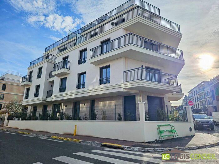 Appartement à louer - Béranger-Savoie, Châtillon - 1 pièce