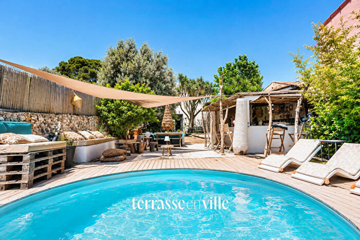 Marseille 16ème, Saint-Henri : Maison 6 pièces à vendre