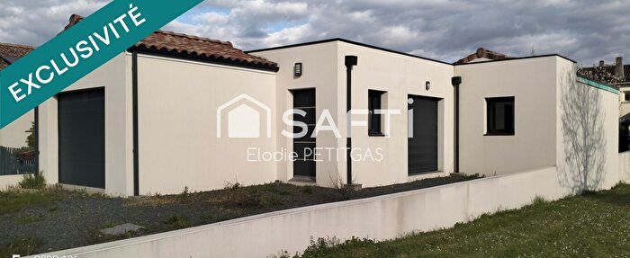 Maison 6 pièces à Fontenay-le-Comte, Les Moulins, La Gare, à vendre