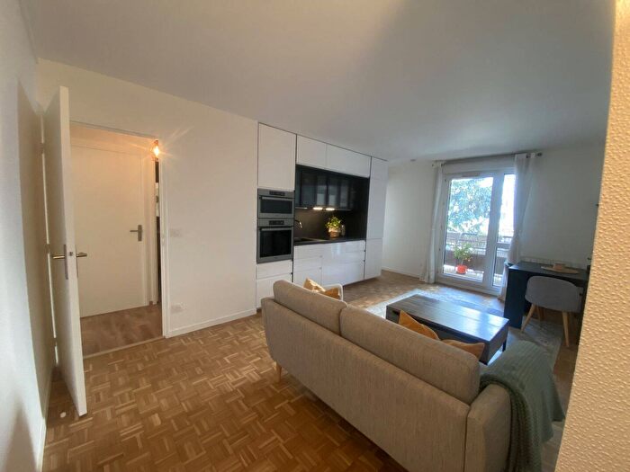 Lyon 8ème arrondissement - Appartement 3 pièces à louer