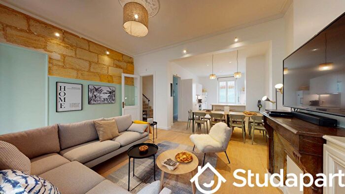 Appartement à louer - Centre ville, Bordeaux - 1 pièce - 2 chambres