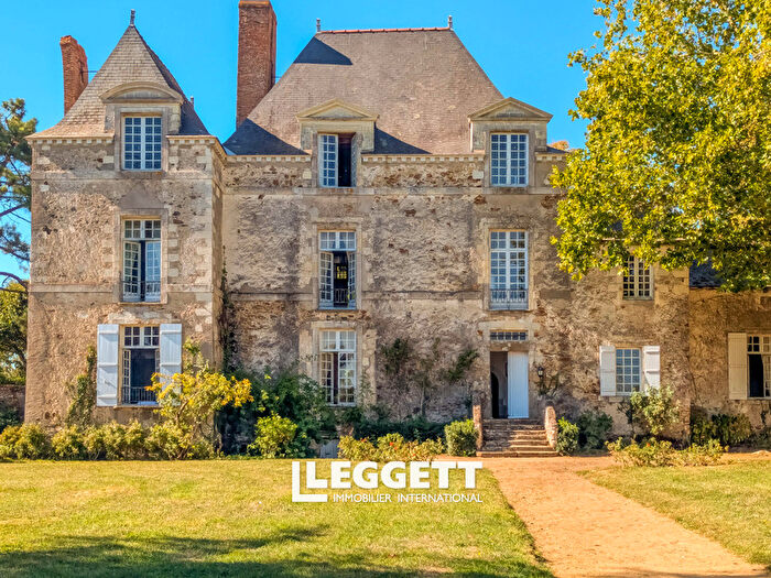 Maison 11 pièces à vendre à Le Loroux-Bottereau