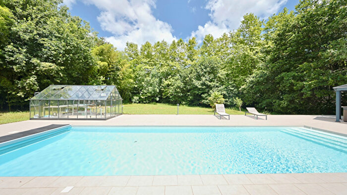 Maison à vendre - Saint-Martin-de-Hinx - 7 pièces - 5 chambres