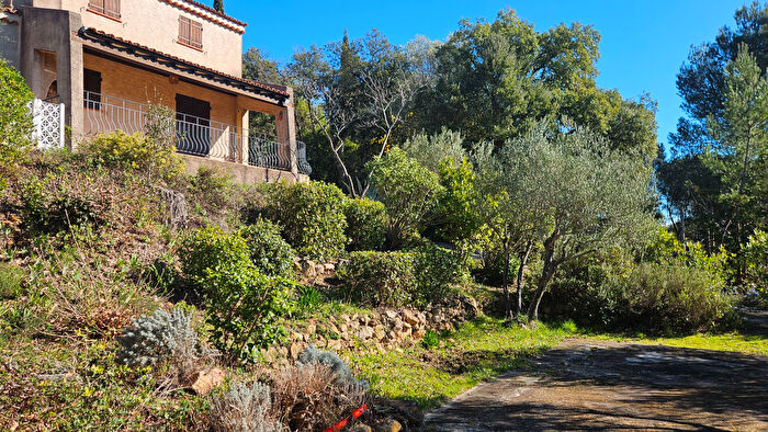 Maison à vendre - Vidauban - 4 pièces - 2 chambres