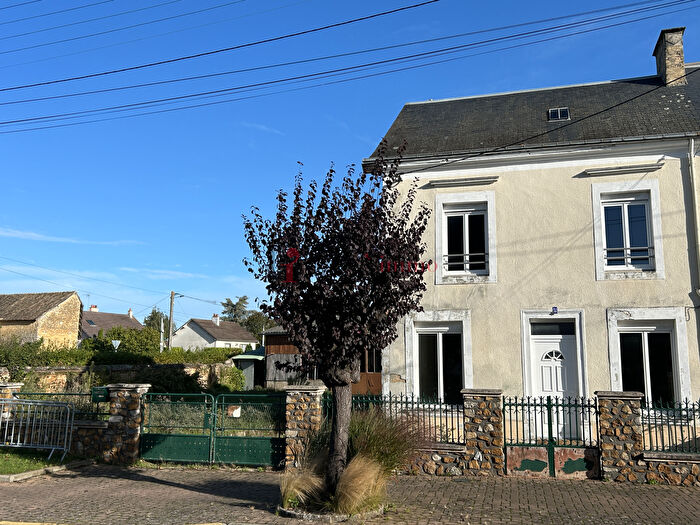 Maison 6 pièces à vendre à Saint-Cosme-en-Vairais