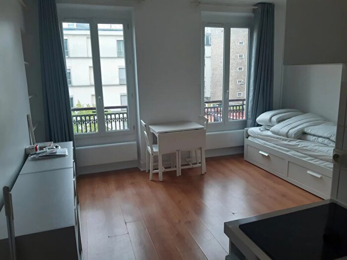 Appartement à louer - Paris e , Nationale, Deux Moulins - 1 pièce