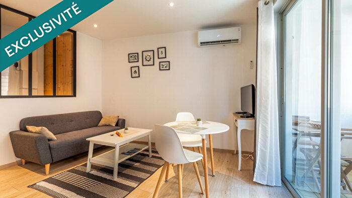 Appartement à vendre - Saint-Raphaël, Centre-ville - 2 pièces - 1 chambre