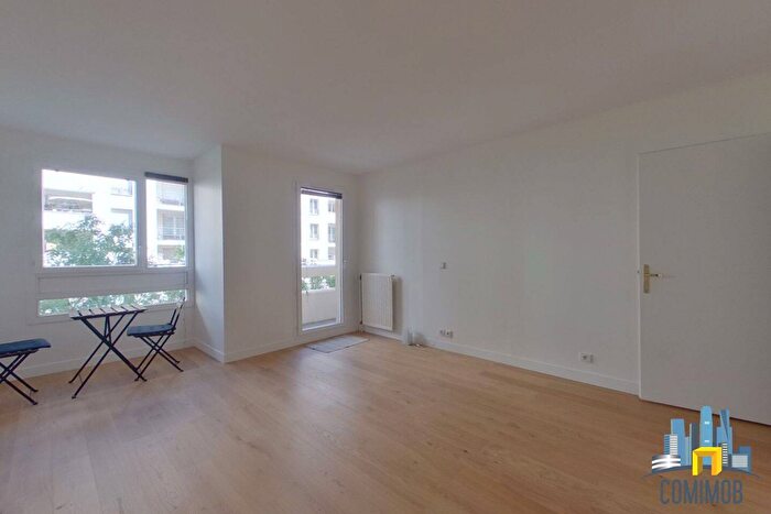 Appartement à louer - Faubourg de lArche, Courbevoie - 2 pièces - 1 chambre